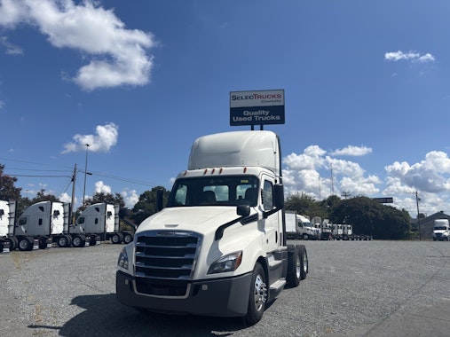 Selectrucks Of Charlotte Charlotte Nc