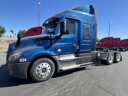 Sacramento City Used Semi Trucks for Sale | SelecTrucks